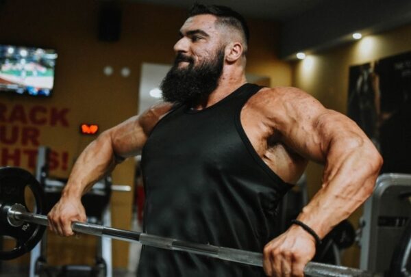 Bulking with “Bear Mode”: 10 Effective Tips to Grow Like Jeff Nippard