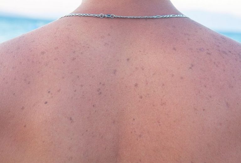 Why Do Bodybuilders Tan? Bodybuilder Tanning Explained