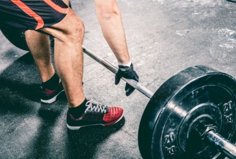 A Detailed Guide to Hook Grip Deadlift