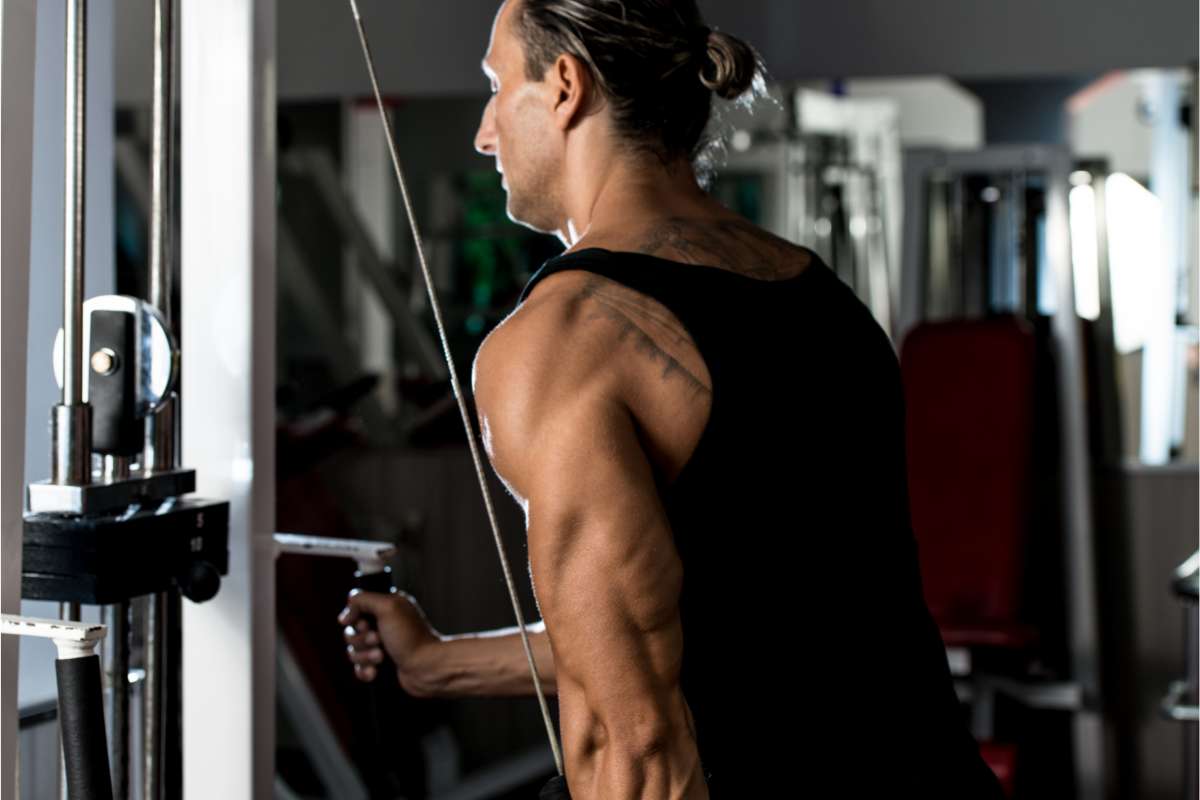 Why Do I Have One Arm Bigger Than The Other? Causes and Solutions