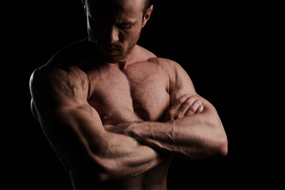 Top 10 Exercises & A Full Dumbbell Chest Workout Without Bench