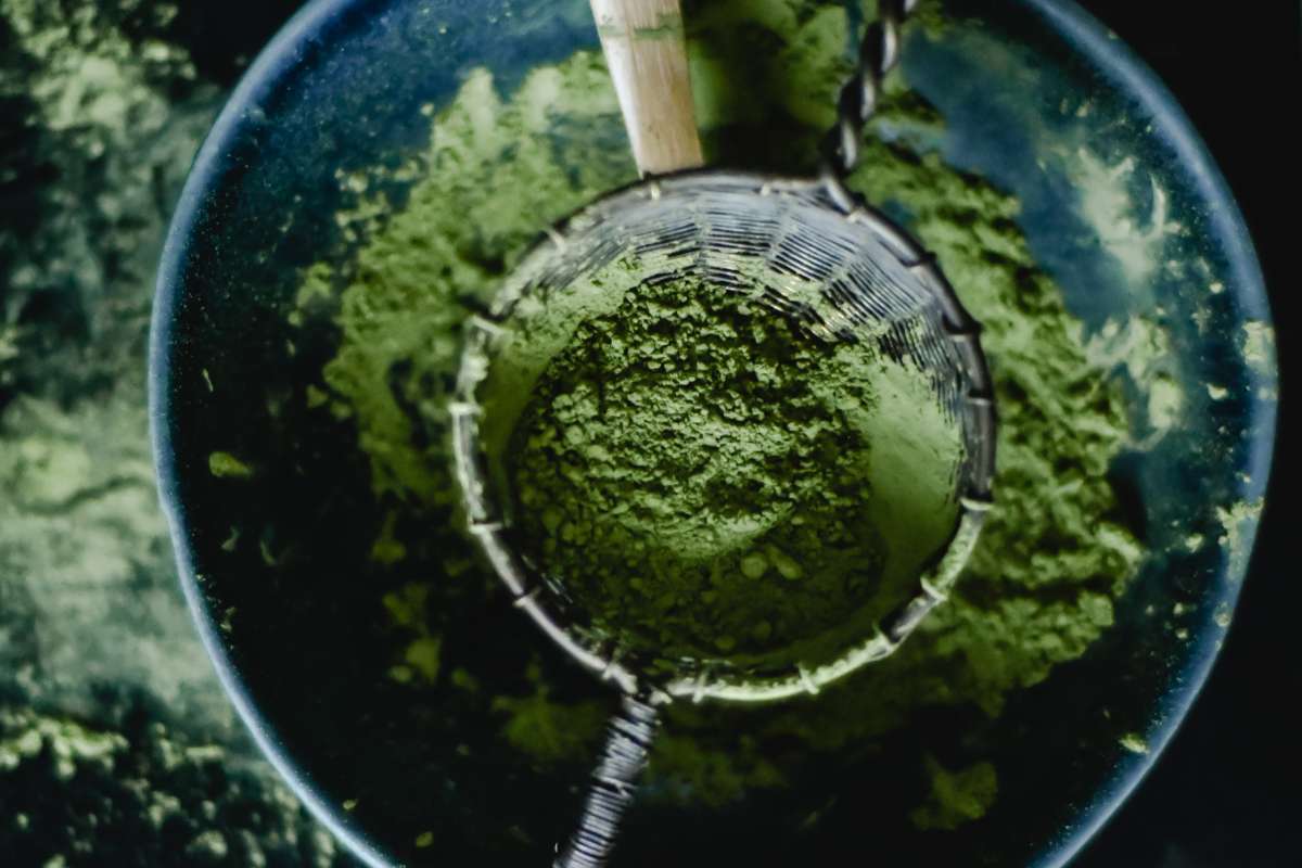 Are Green Powders A Waste Of Money? A Dietitian Weighs In.