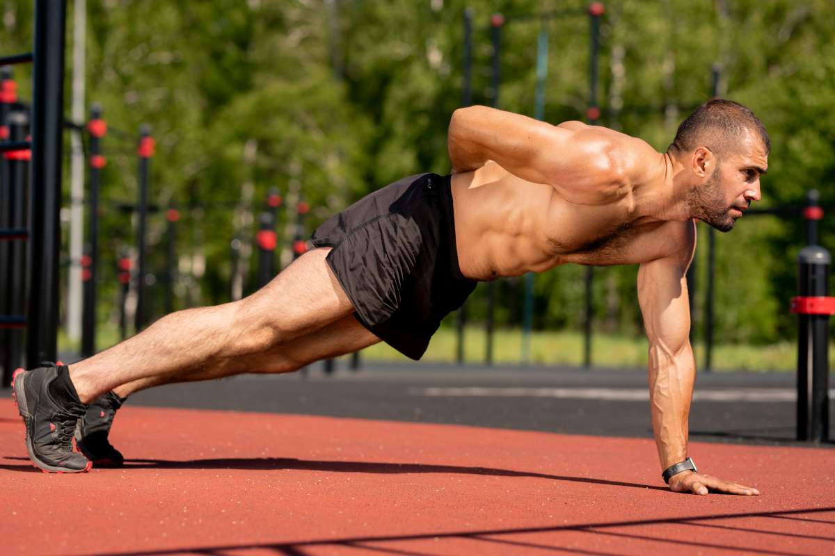 Is Doing 1000 Pushups a Day Safe and Effective for Fitness?