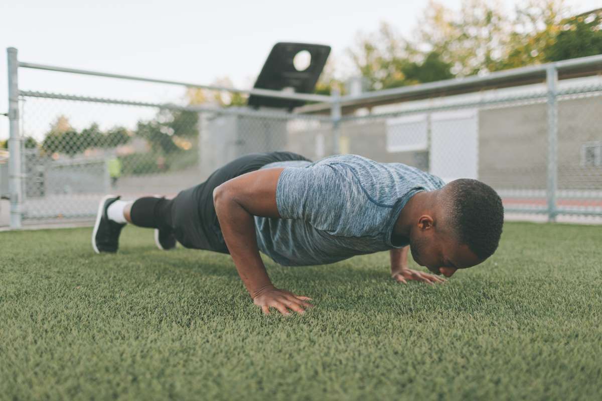 Is Doing 1000 Pushups a Day Safe and Effective for Fitness?